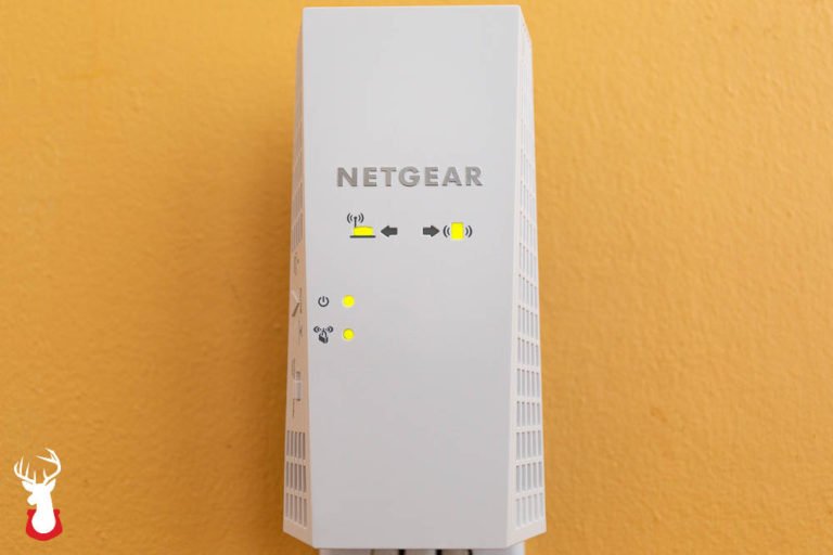 Boost that signal with a NETGEAR AC2200 Mesh WiFi Extender - Gentleman ...